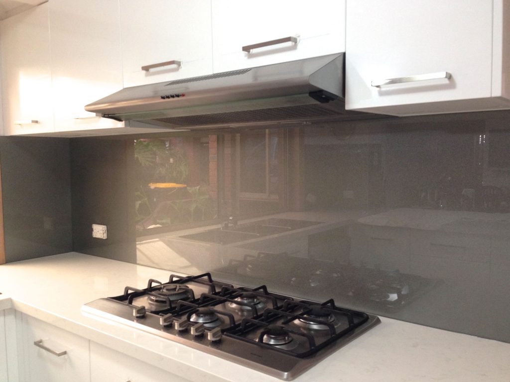 Transform your kitchen with an acrylic splashback - HouseAffection