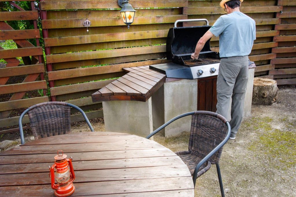 Tips on Cleaning Your Outdoor Kitchen and Grill - HouseAffection